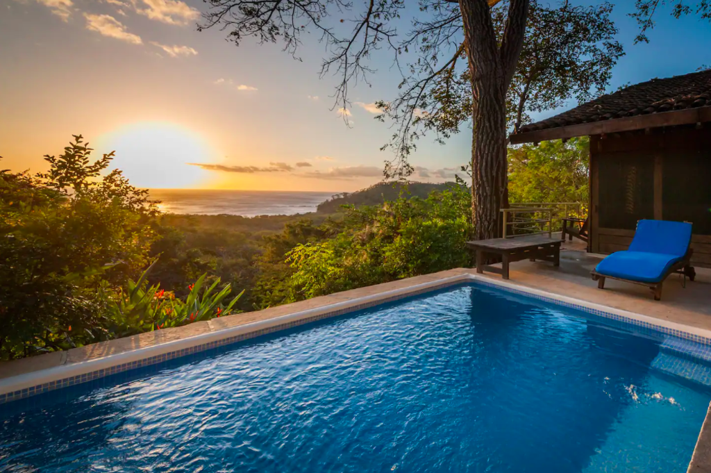 Last-Minute Vacations: Flights & Deals For A Last-Minute Trip