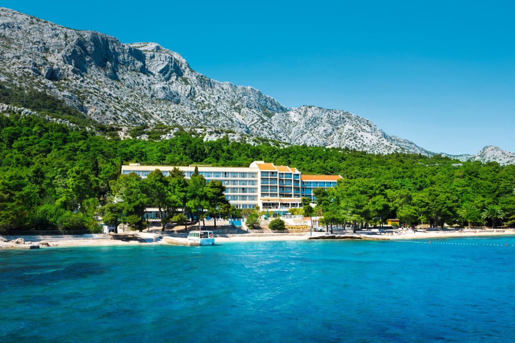 HolidayPirates | Cheap Hand-Picked Holiday Deals 2022