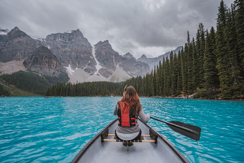 Fly to Alberta, Canada 🍁—Visit Banff Ntl. Park 🏔 | TravelPirates