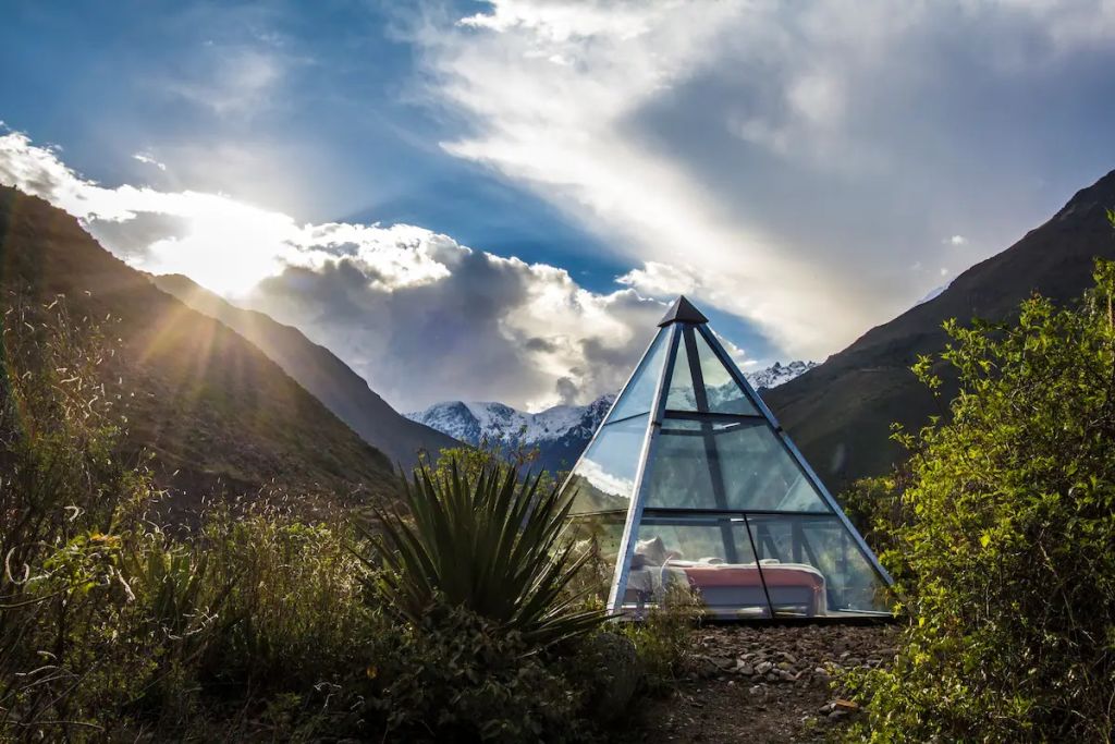 A Glass Pyramid in the Sacred Valley of Peru 🦙 ⛰ | TravelPirates
