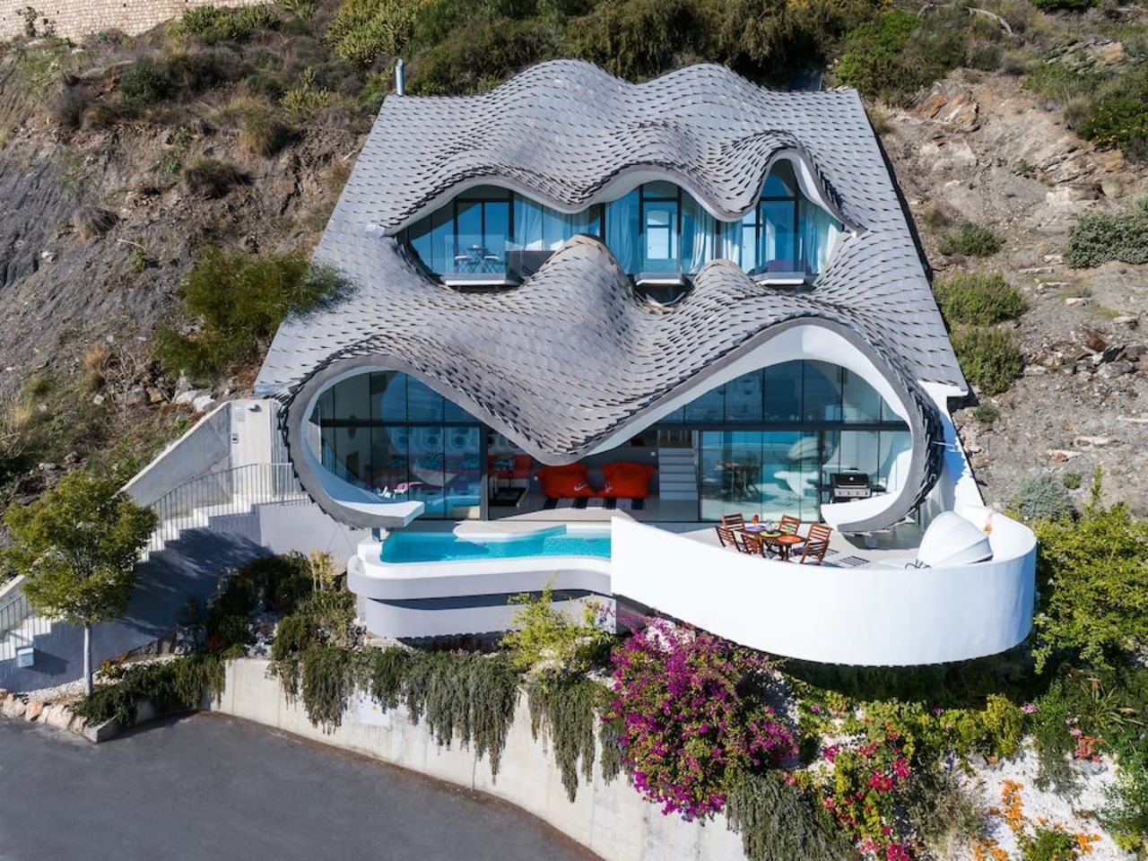 Check out this extravagant cliffside house in Spain