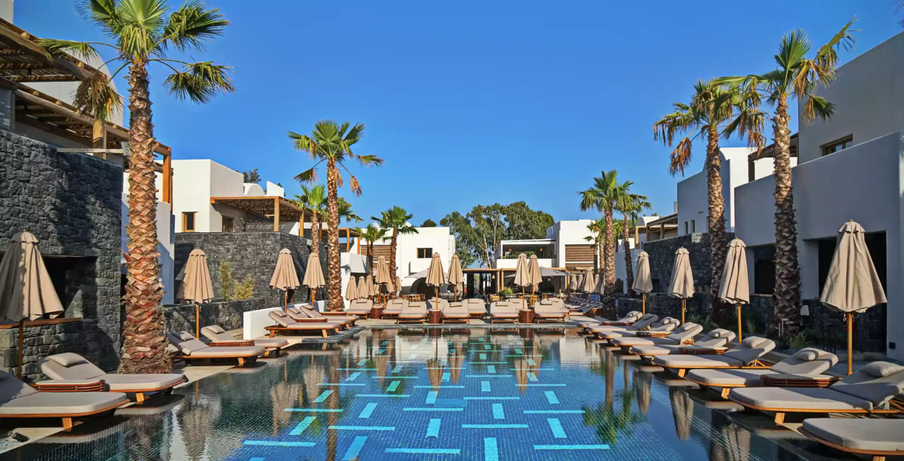 HolidayPirates | Cheap Hand-Picked Holiday Deals 2024