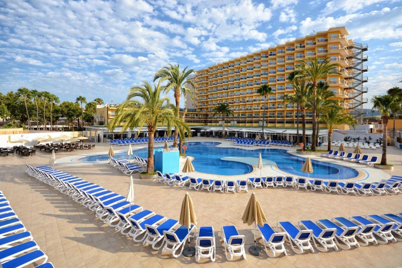 All-inclusive holidays: All-inclusive deals for 2025/26