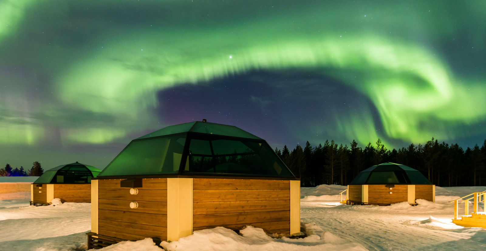 Nordlichtzauber im Glasiglu
