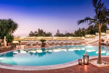 Hot Destinations for October Holidays | HolidayPirates