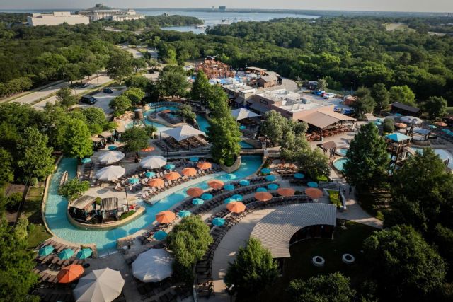 Vacation in Texas: Where Everything is One Size Bigger