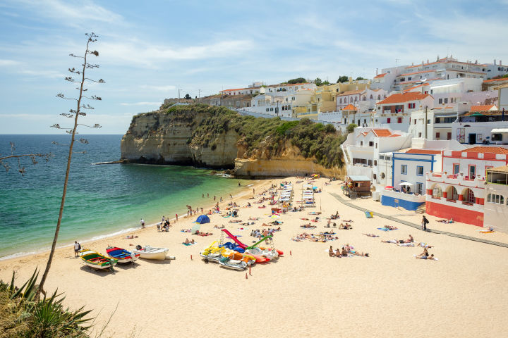 Strandurlaub in Portugal – Deine Badeferien am Atlantik