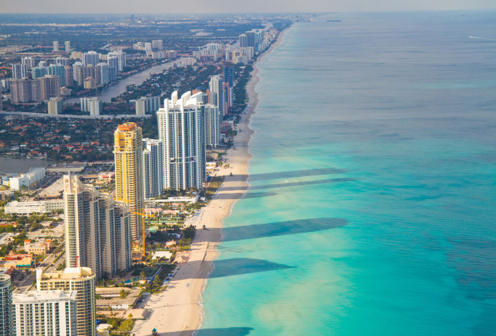 🇺🇸 Return flights London to Miami under £300 ️
