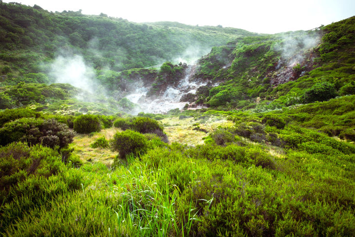 Like Iceland But Warmer... 7-Night Getaway to the Azores 🌋