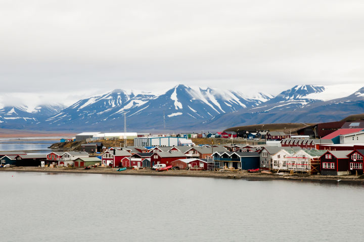 Unseen Rates for Flights to Svalbard, Norway | TravelPirates