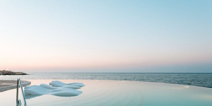 Malta mit Infinity Pool