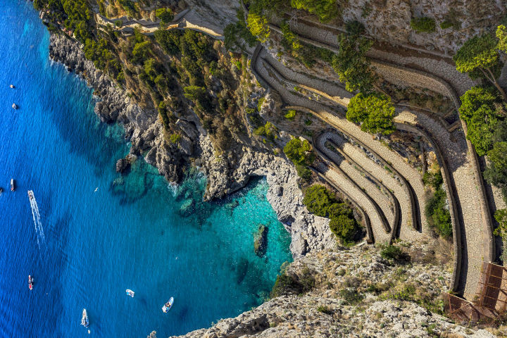 Italy: Capri island getaway for cheap ☀️🍝🍋🍸🛵