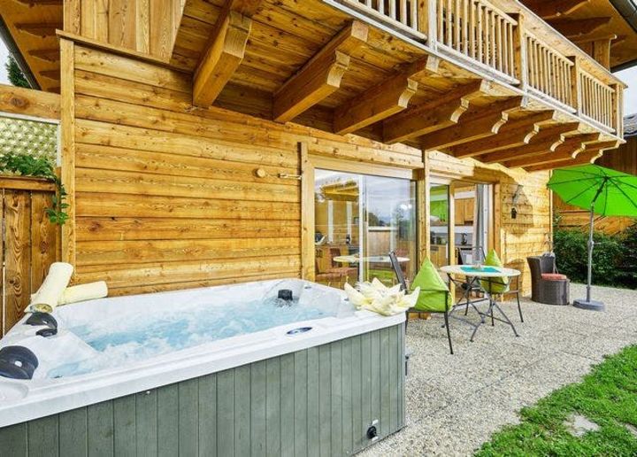 Hutte Mit Whirlpool Bayern