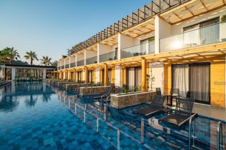 4⭐ Turkey week with SWIM-UP ROOM