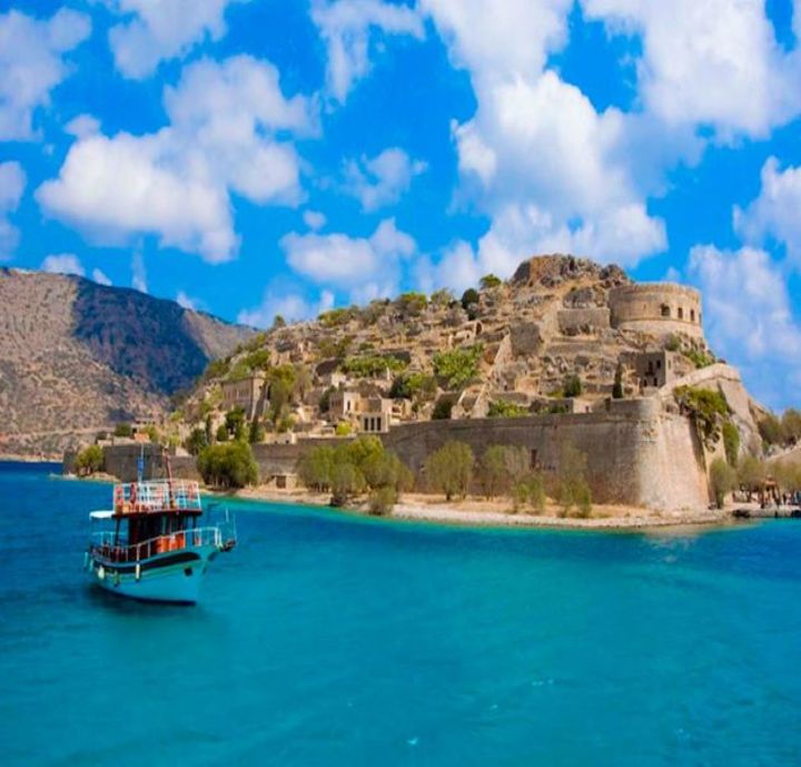 Jetline Vacations Has Greece Packages from $799 for 2023