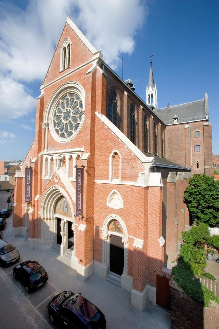 Enjoy Some Heavenly Sleep in This Converted Church in Belgium 🎶 ...