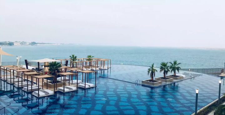 Infinity pool et île privée à Abu Dhabi 😎