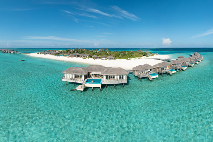 5⭐️ all-inclusive adult-only Maldives week in an overwater villa
