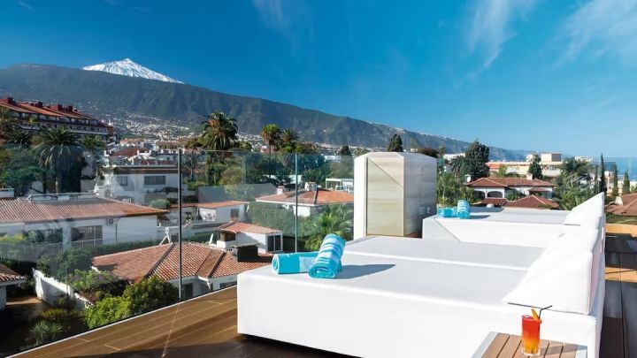 Adults-ONLY 4⭐️ half-board Tenerife holiday with rooftop hot tubs💦😍