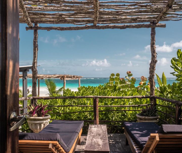Say 'Shell Yeah' to This Beachfront Tulum Getaway 🌀🐠