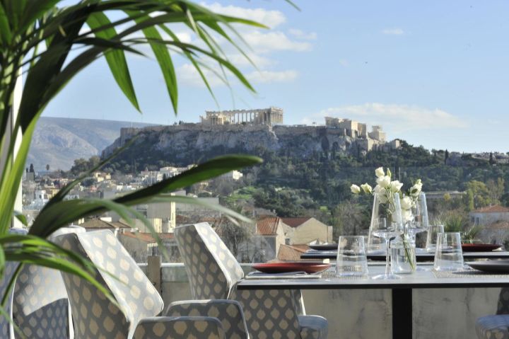 10 affordable hotels around the world with breathtaking views ...