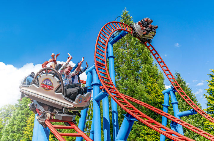 Amusement parks: Find cheap deals on theme park holidays