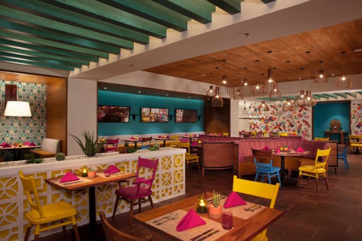 This All-Inclusive Resort in Cancun Has A Cave Bar & Pool | TravelPirates