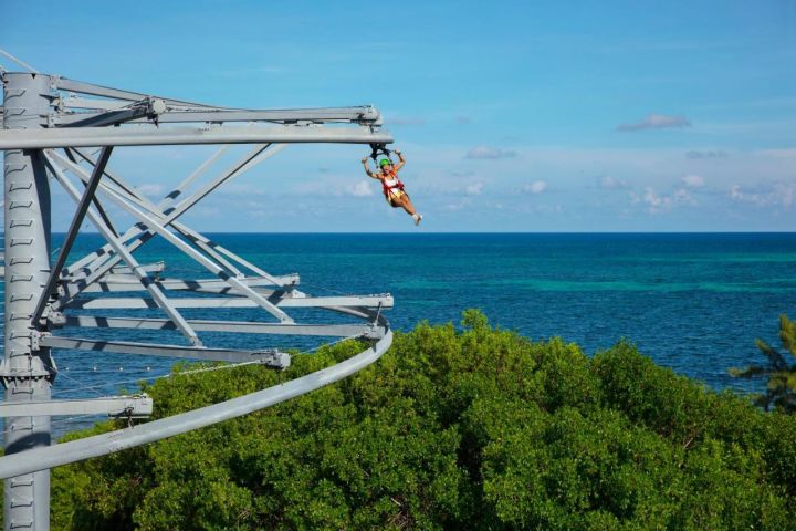 This All-Inclusive Resort in Cancun Has A Cave Bar & Pool | TravelPirates