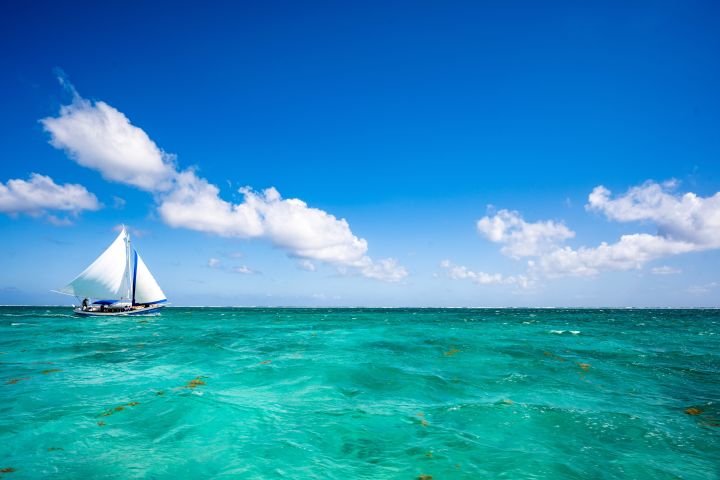 Fly to Belize on a Budget | TravelPirates