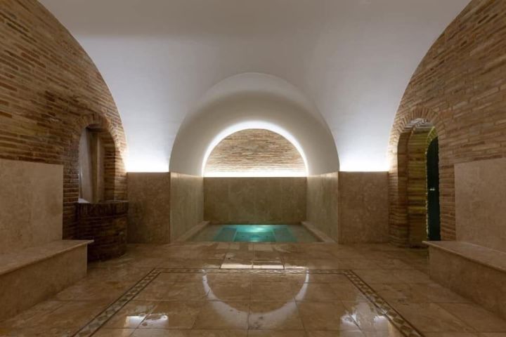 This Italian Spa Has an Amazing Cave Pool | TravelPirates