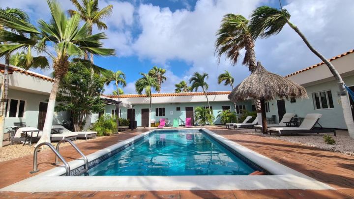 Pack Your Flip-Flops and Head to Aruba | TravelPirates