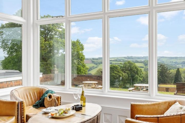 Summer North Devon hotel stay under £100 🌞🏖️