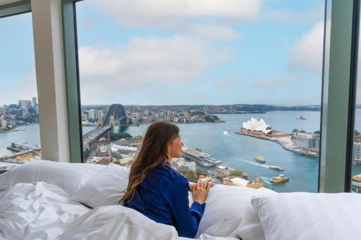 Wake Up to Sydney’s Most Iconic Views 🌉🇦🇺 | TravelPirates