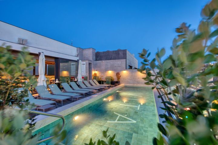 SOLO Malta mini-break in new hotel with heated rooftop pool 🔥🇲🇹