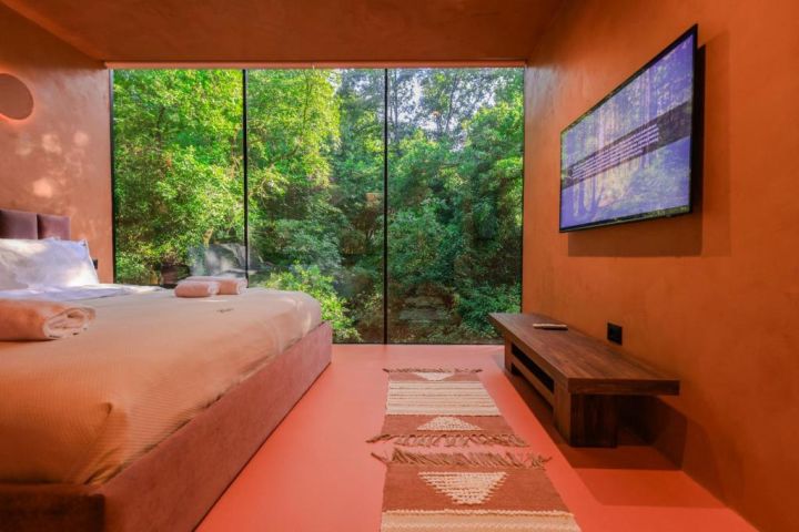 Albanië: incl. vlucht, villa & huurauto | VakantiePiraten