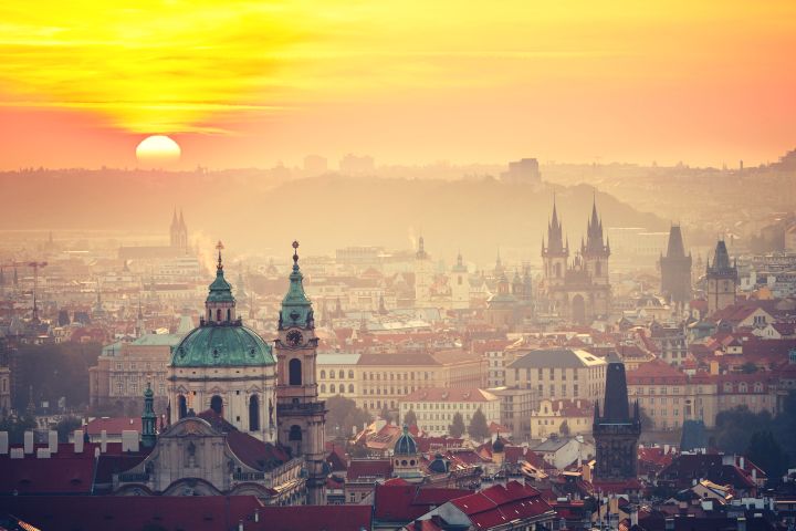 UNDER £200🔥 4⭐️ Prague and Budapest city break with ️ 🇨🇿 🇭🇺