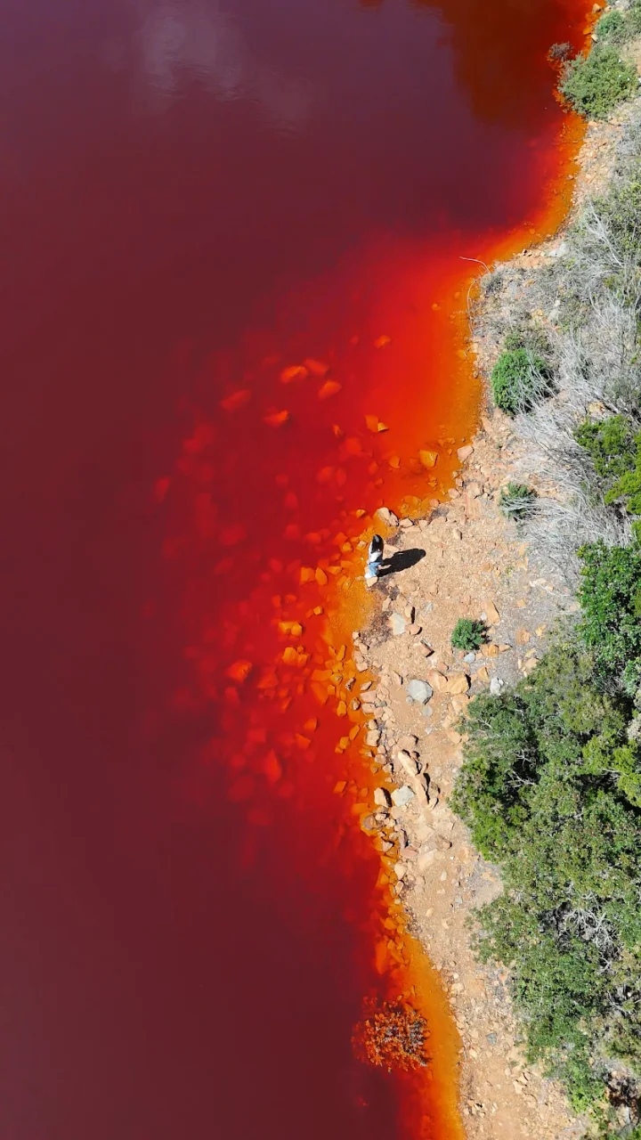 Alla scoperta del Lago Rosso dell'isola d'Elba ️