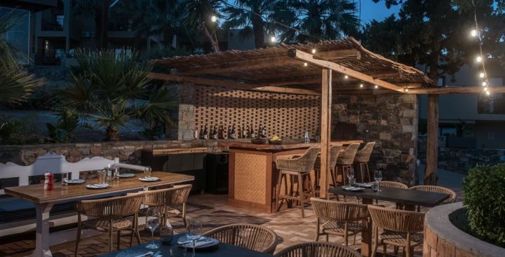 Stunning 5⭐️ adults-only Crete mini-break 🇬🇷 🏝️ 🔞