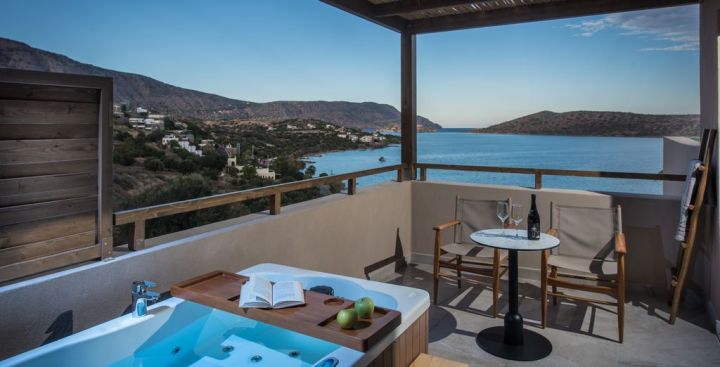 Stunning 5⭐️ adults-only Crete mini-break 🇬🇷 🏝️ 🔞