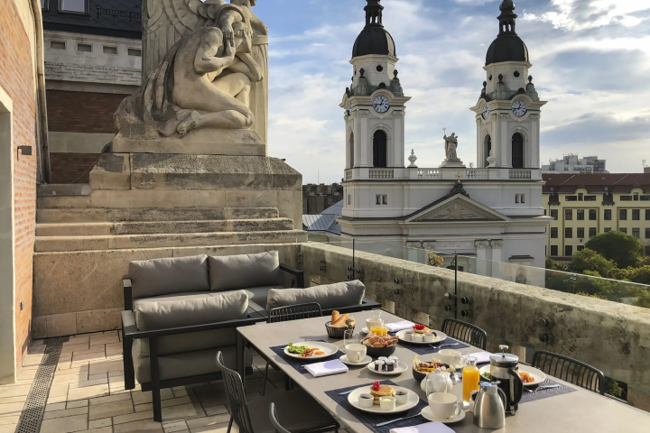 5⭐️ luxury spa getaway in Budapest 😍