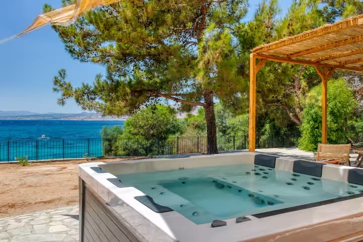 Strandhaus mit Pool & Whirlpool, Rhodos | Urlaub in Griechenland
